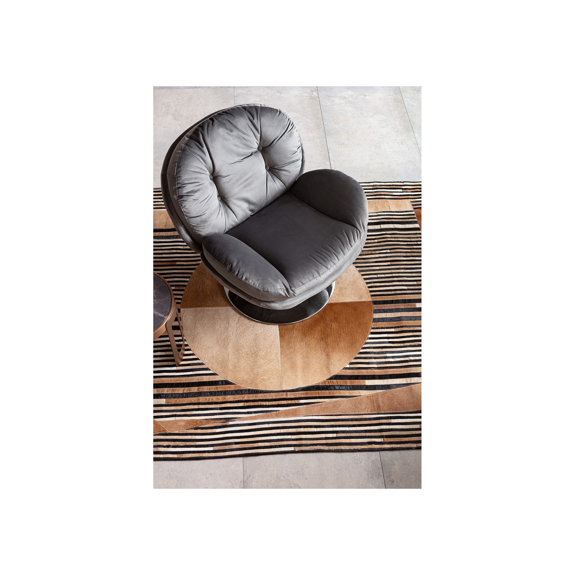 Fauteuil pivotant Cosy velours gris – Dépôt Style – Meubles design à ...